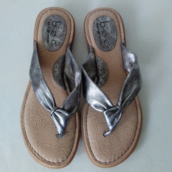 b.o.c. | Shoes | Boc Born Concept Flip Flop Metallic Sandals 7m | Poshmark